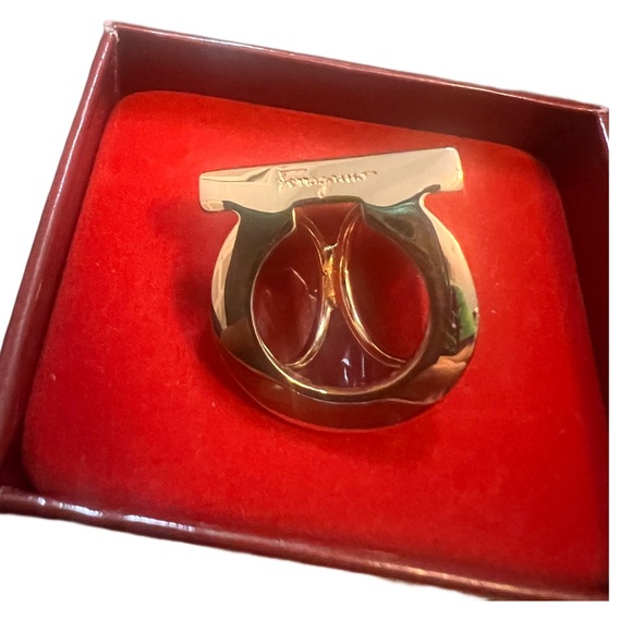 Salvatore Ferragamo | Accessories | Vintage Salvatore Ferragamo Logo ...